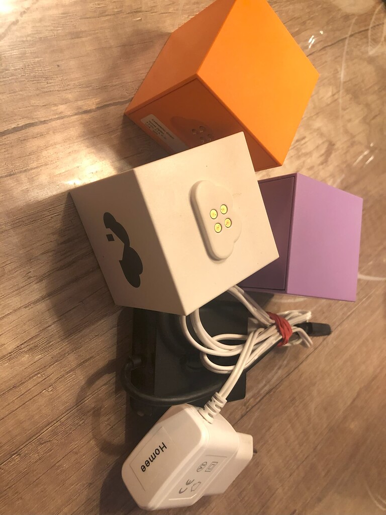 Diverse Cubes - Brain, Zwave und Zigbee & Ethernet Adapter - Marktplatz - homee | Community